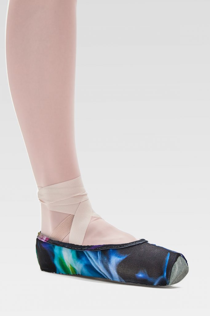 Pointe Shoe Cover – Dancewear NYC